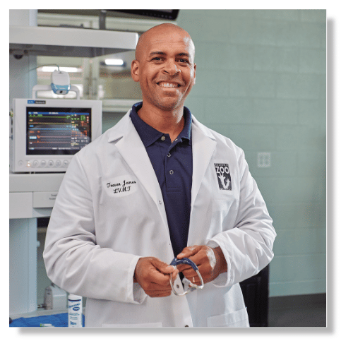 Doctor Lab Coat | Embroidered Lab Coats